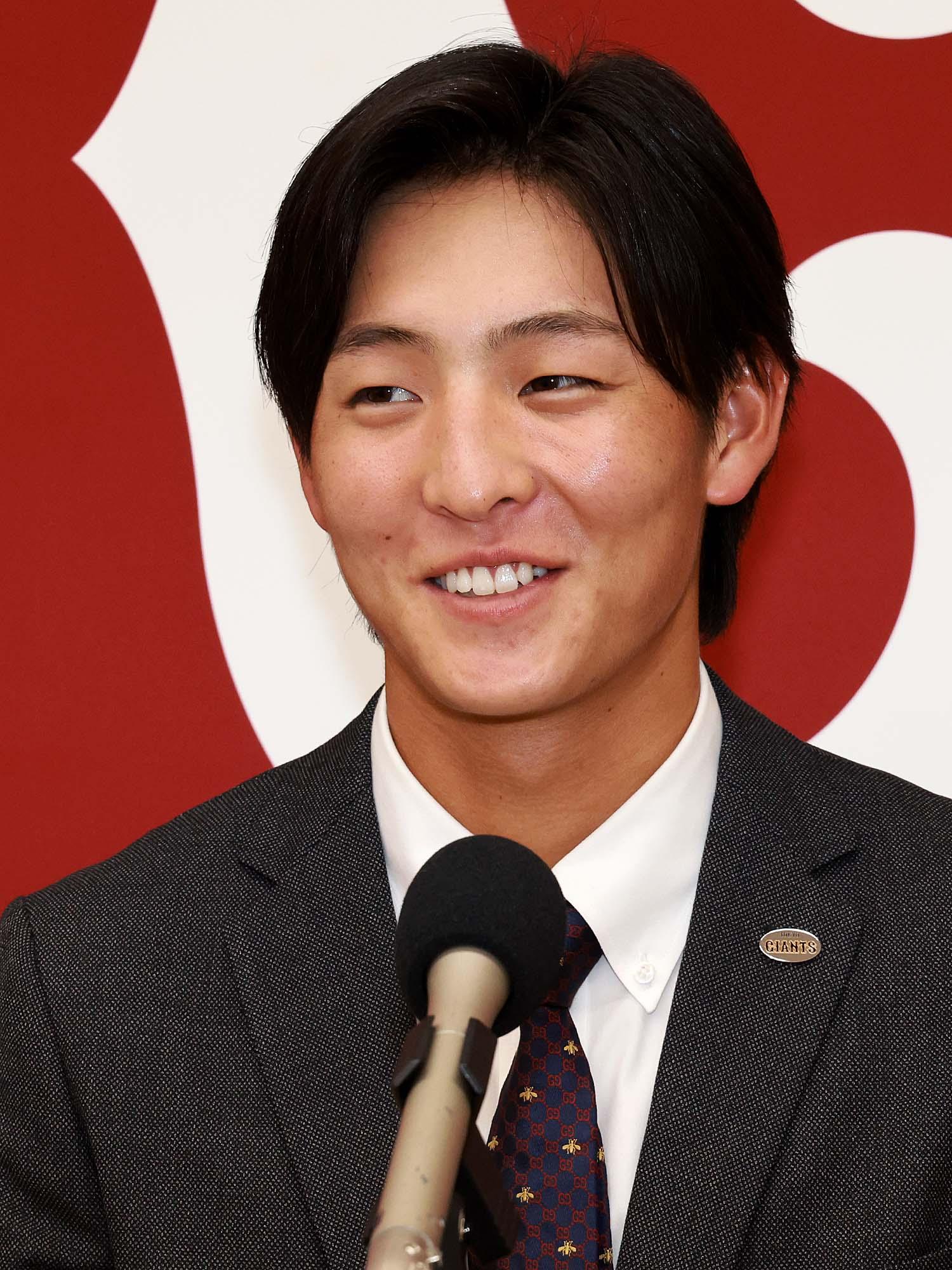 宇都宮選手ら4選手が契約更改 | 読売ジャイアンツ（巨人軍）公式サイト