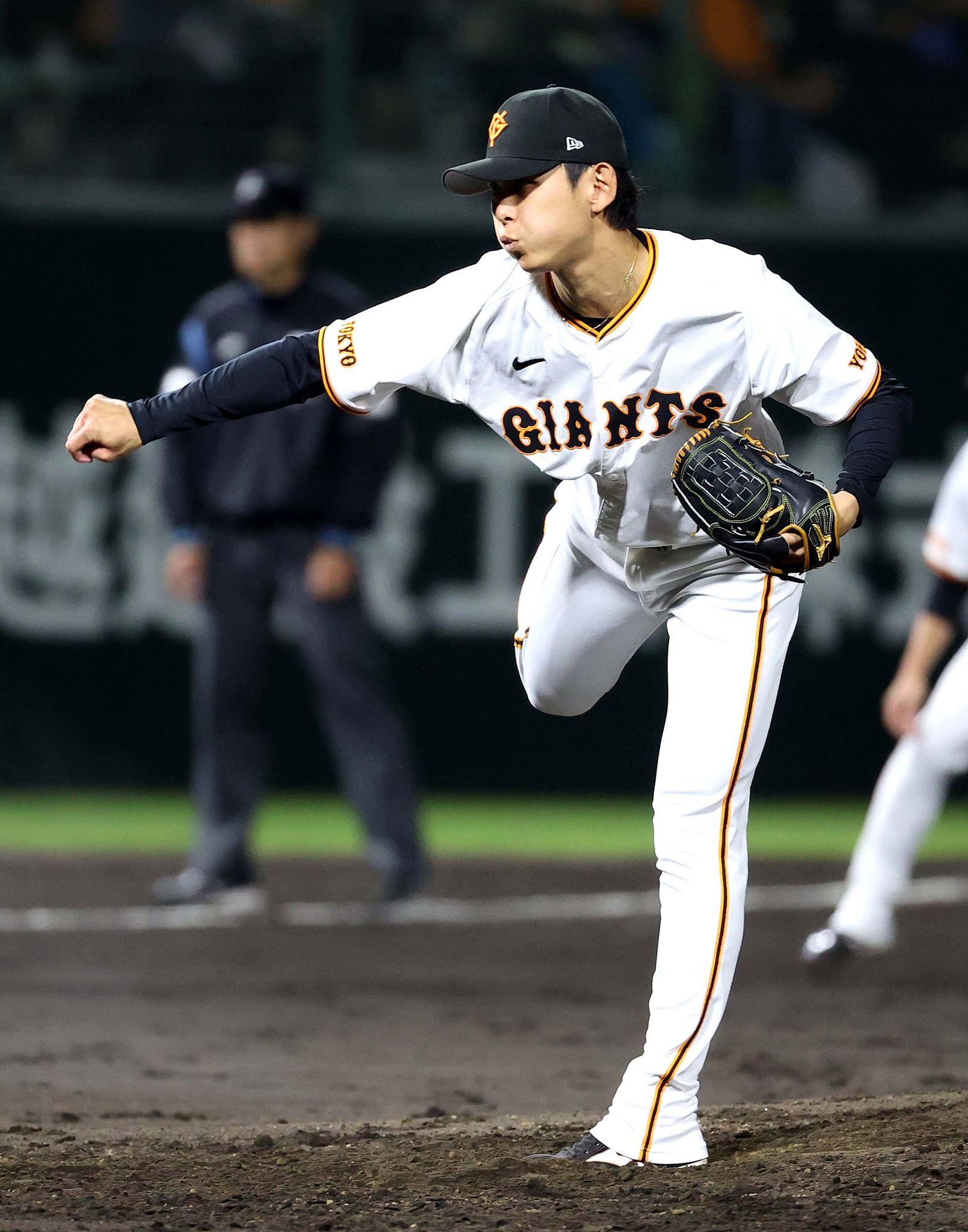 vsDeNA 8回戦 福 井 | Gフォト | 読売ジャイアンツ（巨人軍）公式サイト